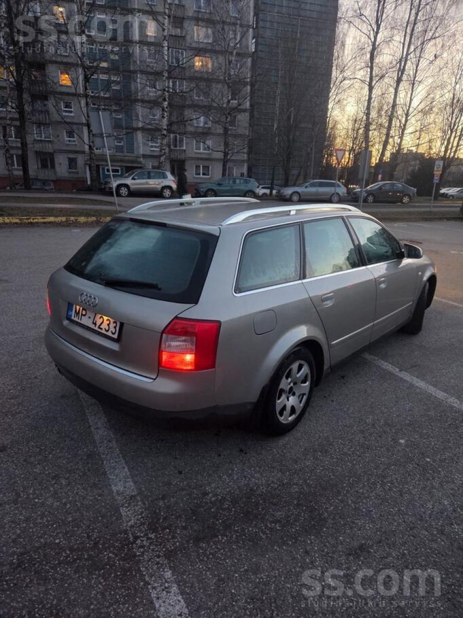 Grey Audi A4 2003 in Riga, with an engine capacity of 2.00 L and mileage of 316 thousand km for 1150 €, photo 1 on AUTOMOTO.COM.LV