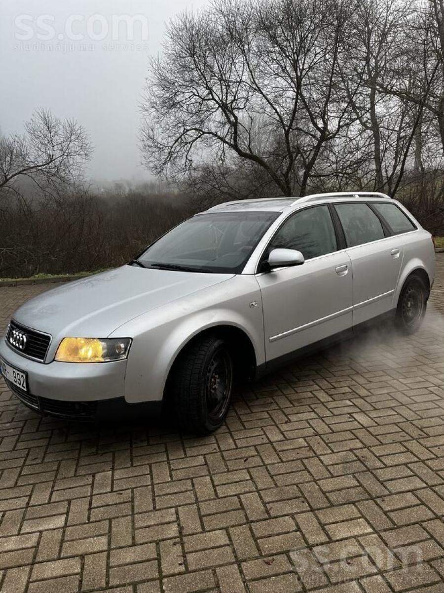 Pelēks Audi A4 2003 Krāslava, ar dzinēja tilpumu 1.90 L un nobraukumu 391 tūkst. km par 1500 €, foto 6 vietnē AUTOMOTO.COM.LV