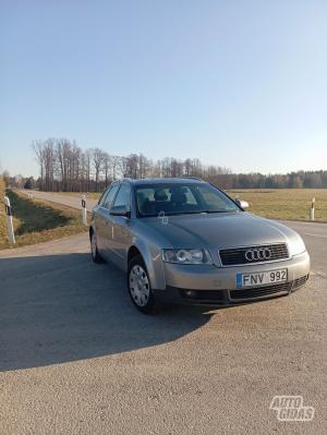Pelēks Audi A4 2003 Kazlų Rūda, ar dzinēja tilpumu 2.00 L un nobraukumu 390 tūkst. km par 1250 €, foto 7 vietnē AUTOMOTO.COM.LV