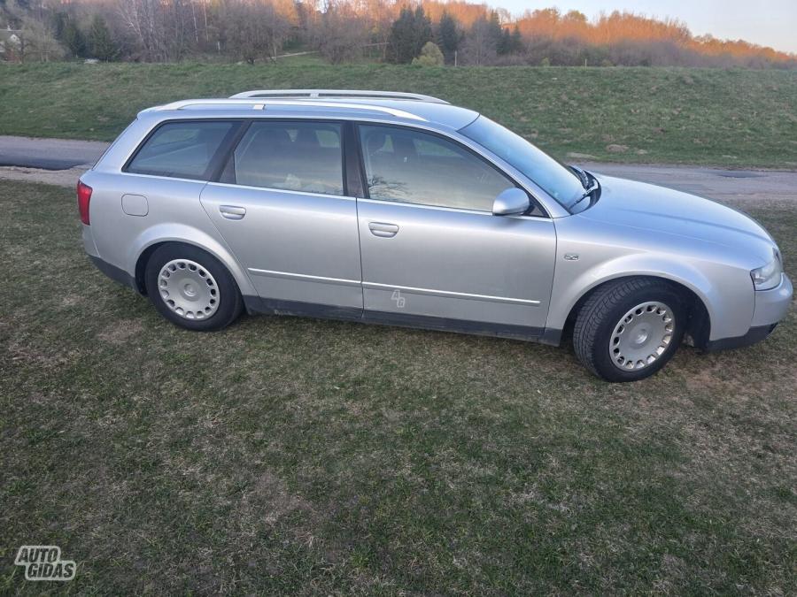 Pelēks Audi A4 2003 Ariogala, ar dzinēja tilpumu 1.90 L un nobraukumu 377 tūkst. km par 1699 €, foto 3 vietnē AUTOMOTO.COM.LV