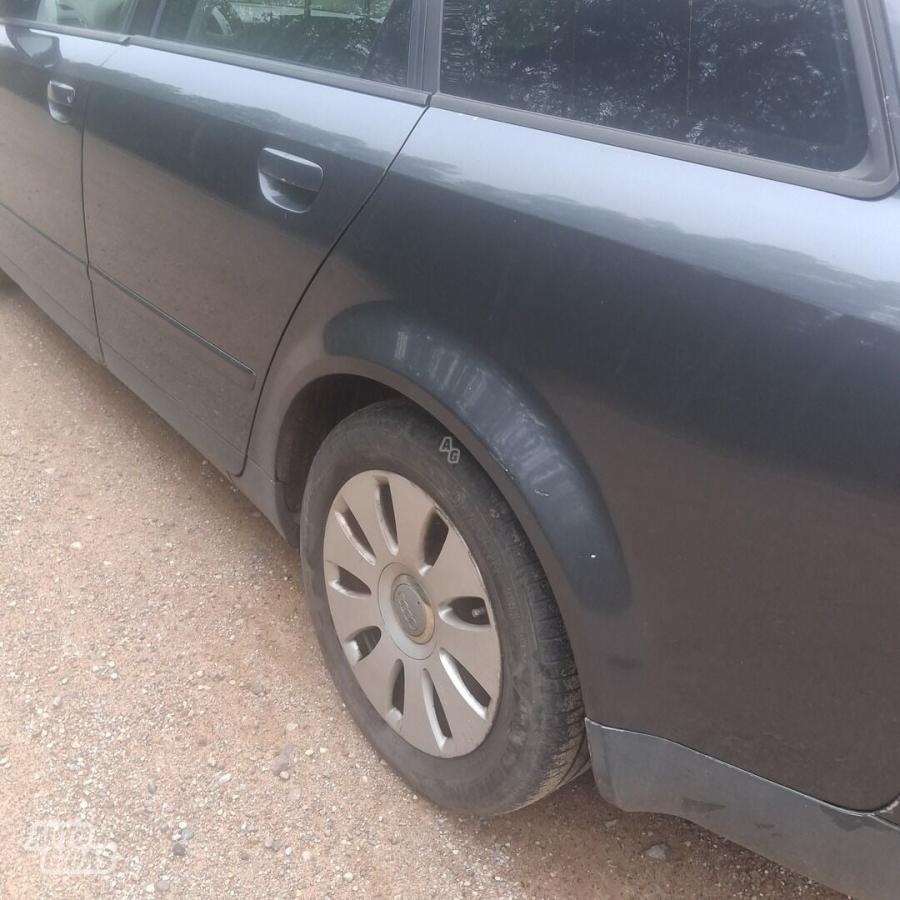 Grey Audi A4 2003 in Alytus, with an engine capacity of 1.90 L and mileage of 386 thousand km for 1900 €, photo 6 on AUTOMOTO.COM.LV
