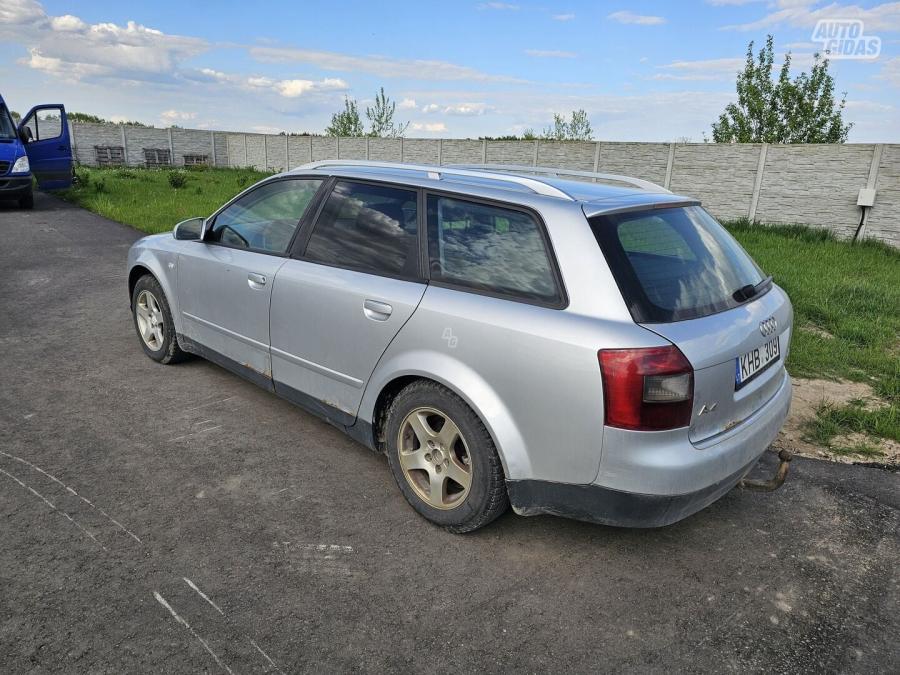 Pelēks Audi A4 2003 Kauņa, ar dzinēja tilpumu 1.90 L un nobraukumu 540 tūkst. km par 900 €, foto 8 vietnē AUTOMOTO.COM.LV