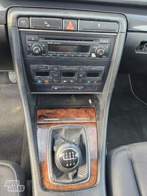 Pelēks Audi A4 2003 Kauņa, ar dzinēja tilpumu 1.90 L un nobraukumu 540 tūkst. km par 900 €, foto 12 vietnē AUTOMOTO.COM.LV