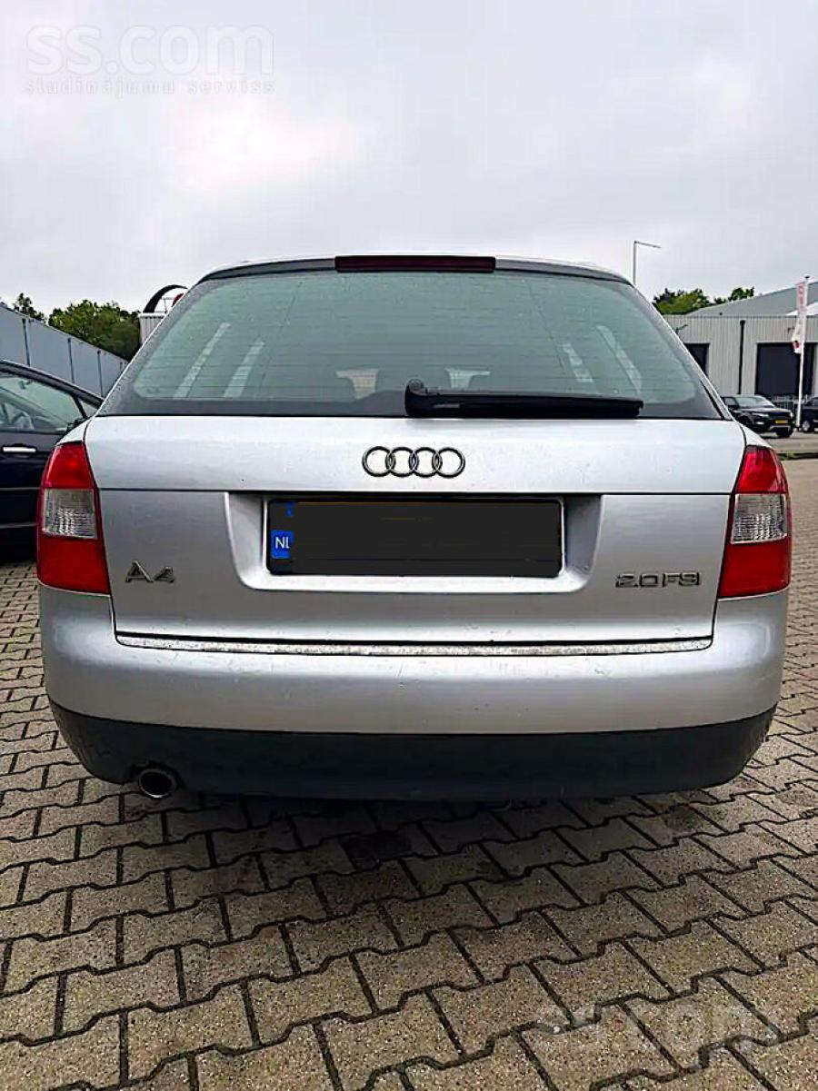 Grey Audi A4 2003 in Riga, with an engine capacity of 2.00 L and mileage of 223 thousand km for 2600 €, photo 5 on AUTOMOTO.COM.LV