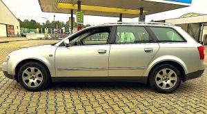 Grey Audi A4 2003 in Riga, with an engine capacity of 2.00 L and mileage of 223 thousand km for 2600 €, photo 6 on AUTOMOTO.COM.LV