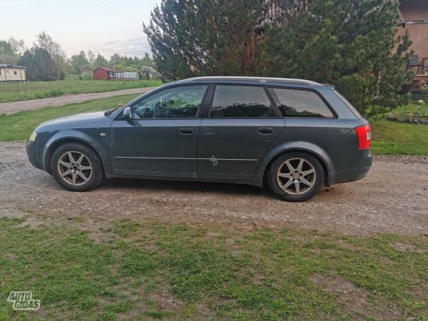 Pelēks Audi A4 2003 Šilutė, ar dzinēja tilpumu 2.50 L un nobraukumu 362 tūkst. km par 850 €, foto 5 vietnē AUTOMOTO.COM.LV