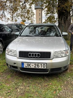 Pelēks Audi A4 2003 Saldus, ar dzinēja tilpumu 1.90 L un nobraukumu 392 tūkst. km par 1250 €, foto 7 vietnē AUTOMOTO.COM.LV