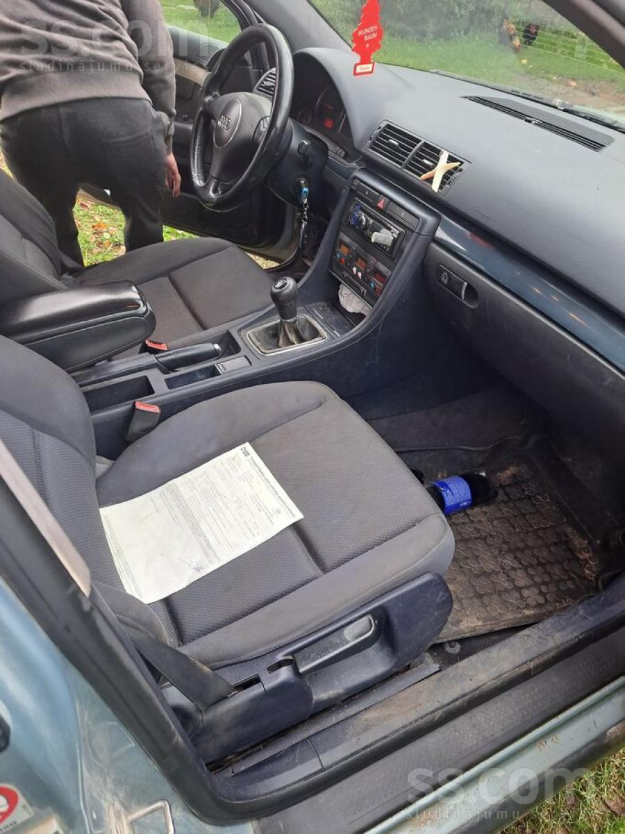 Pelēks Audi A4 2003 Saldus, ar dzinēja tilpumu 1.90 L un nobraukumu 392 tūkst. km par 1250 €, foto 8 vietnē AUTOMOTO.COM.LV