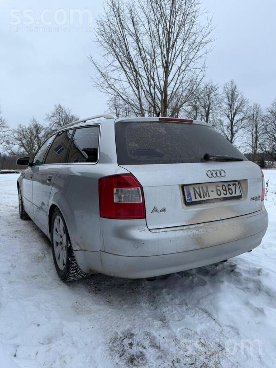 Серый Ауди А4 2003 в Лимбажи, объемом двигателя 2.50 л и пробегом 337 тыс. км за 2300 €, фото 4 на AUTOMOTO.COM.LV
