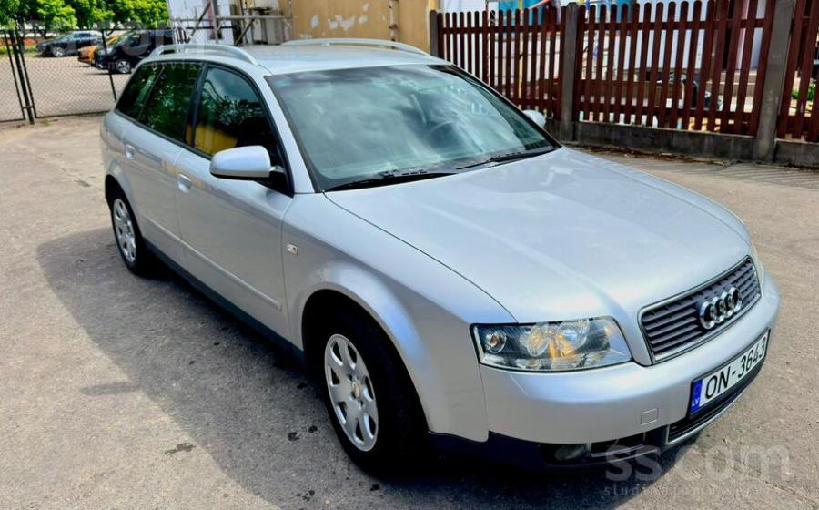 Grey Audi A4 2003 in Riga, with an engine capacity of 2.00 L and mileage of 225 thousand km for 2500 €, photo 4 on AUTOMOTO.COM.LV