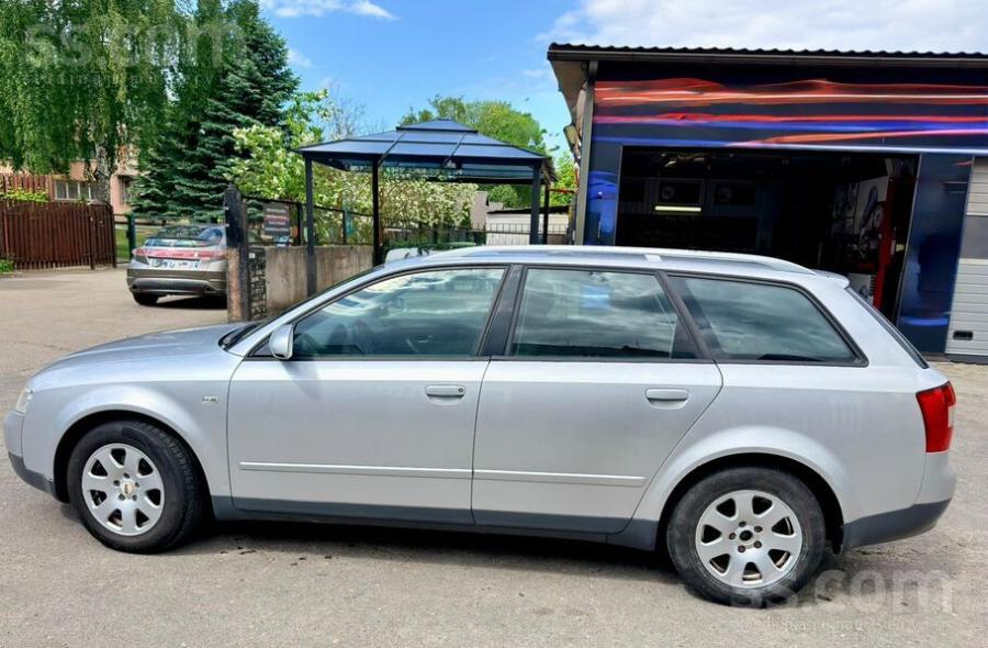 Grey Audi A4 2003 in Riga, with an engine capacity of 2.00 L and mileage of 225 thousand km for 2500 €, photo 6 on AUTOMOTO.COM.LV