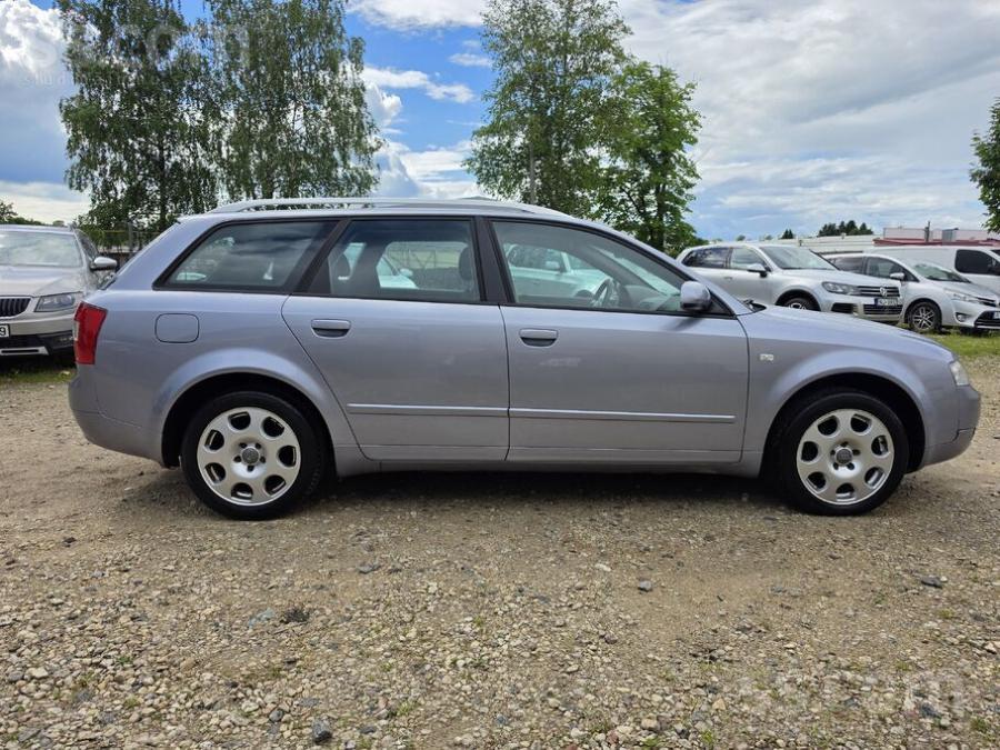 Pelēks Audi A4 2003 Rēzekne, ar dzinēja tilpumu 1.90 L un nobraukumu 0 tūkst. km par 2100 €, foto 3 vietnē AUTOMOTO.COM.LV