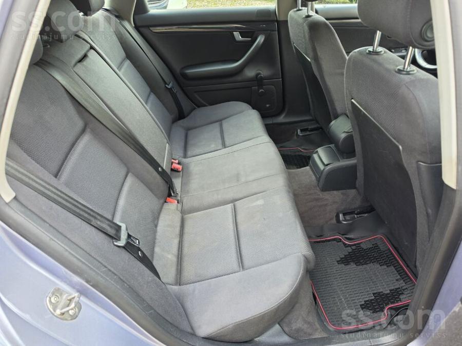 Pelēks Audi A4 2003 Rēzekne, ar dzinēja tilpumu 1.90 L un nobraukumu 0 tūkst. km par 2100 €, foto 17 vietnē AUTOMOTO.COM.LV