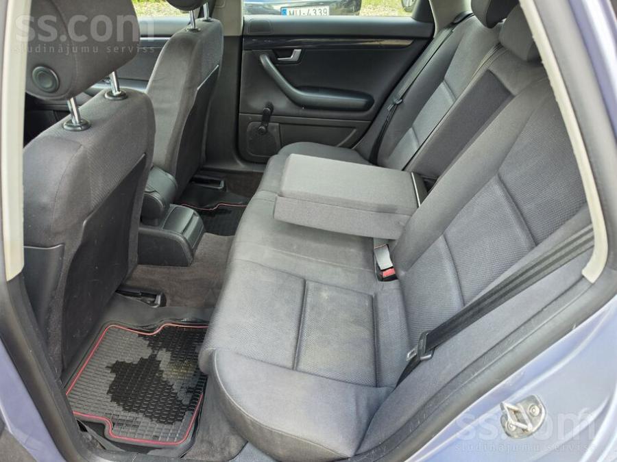 Pelēks Audi A4 2003 Rēzekne, ar dzinēja tilpumu 1.90 L un nobraukumu 0 tūkst. km par 2100 €, foto 18 vietnē AUTOMOTO.COM.LV