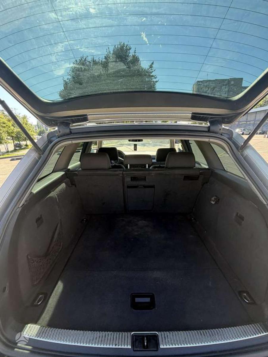Grey Audi A4 2003 in Vilnius, with an engine capacity of 1.90 L and mileage of 333 thousand km for 1350 €, photo 6 on AUTOMOTO.COM.LV