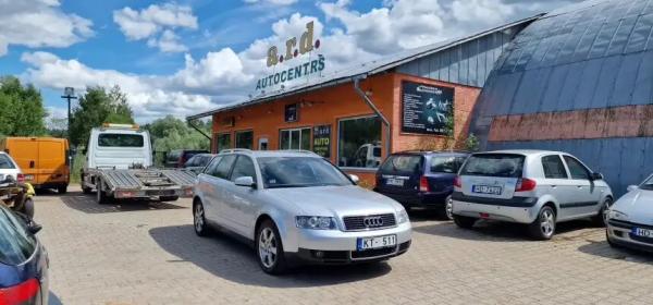 Pelēks Audi A4 2003 Valmiera, ar dzinēja tilpumu 2.00 L un nobraukumu 188 tūkst. km par 2100 €, foto 1 vietnē AUTOMOTO.COM.LV