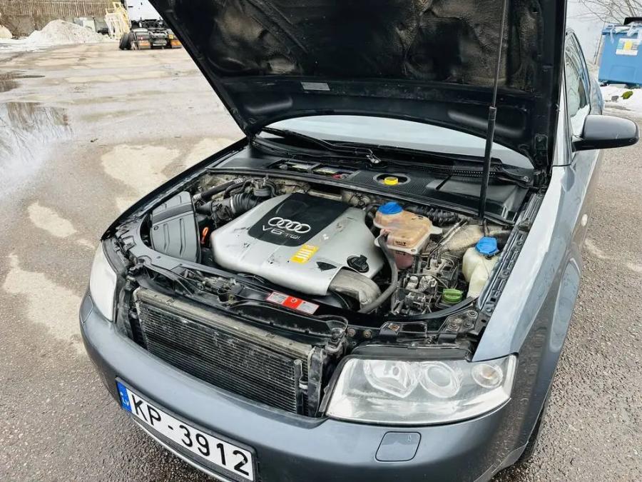 Grey Audi A4 2003 in Riga, with an engine capacity of 2.50 L and mileage of 356 thousand km for 990 €, photo 7 on AUTOMOTO.COM.LV