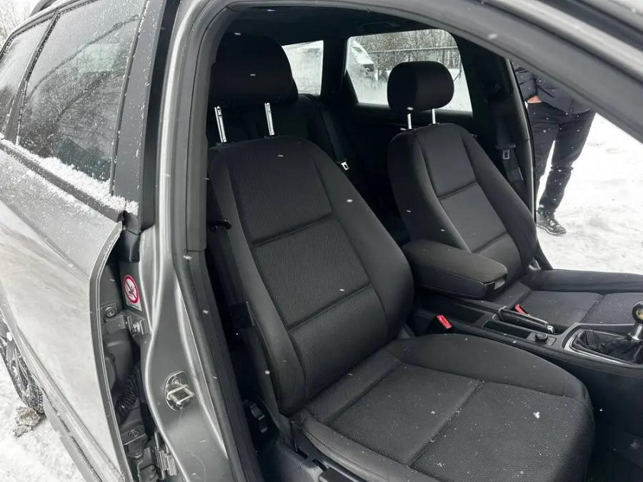 Grey Audi A4 2003 in Jelgava, with an engine capacity of 1.90 L and mileage of 330 thousand km for 1690 €, photo 13 on AUTOMOTO.COM.LV