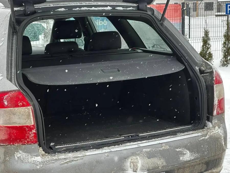 Grey Audi A4 2003 in Jelgava, with an engine capacity of 1.90 L and mileage of 330 thousand km for 1690 €, photo 14 on AUTOMOTO.COM.LV