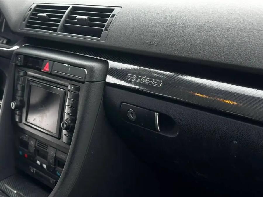 Grey Audi A4 2003 in Jelgava, with an engine capacity of 1.90 L and mileage of 330 thousand km for 1690 €, photo 16 on AUTOMOTO.COM.LV