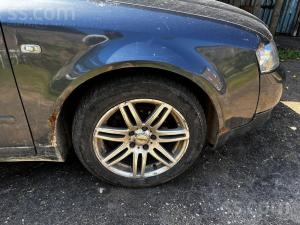 Pelēks Audi A4 2003 Ventspils, ar dzinēja tilpumu 1.90 L un nobraukumu 430 tūkst. km par 1250 €, foto 5 vietnē AUTOMOTO.COM.LV