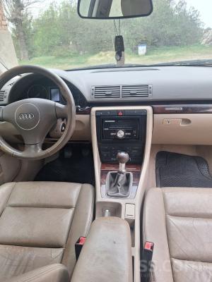 Pelēks Audi A4 2003 Jelgava, ar dzinēja tilpumu 2.50 L un nobraukumu 400 tūkst. km par 600 €, foto 5 vietnē AUTOMOTO.COM.LV