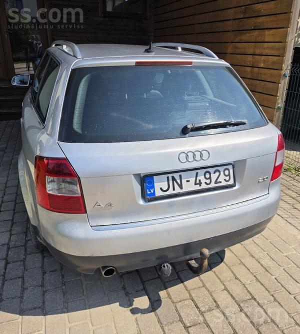 Pelēks Audi A4 2003 Rīga, ar dzinēja tilpumu 2.00 L un nobraukumu 375 tūkst. km par 1350 €, foto 4 vietnē AUTOMOTO.COM.LV