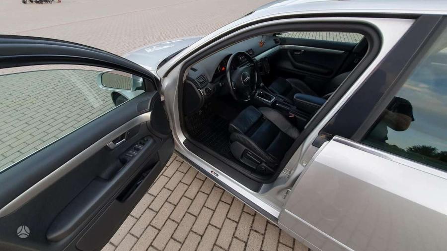 Grey Audi A4 2003 in Vilnius, with an engine capacity of 1.90 L and mileage of 284 thousand km for 1950 €, photo 12 on AUTOMOTO.COM.LV