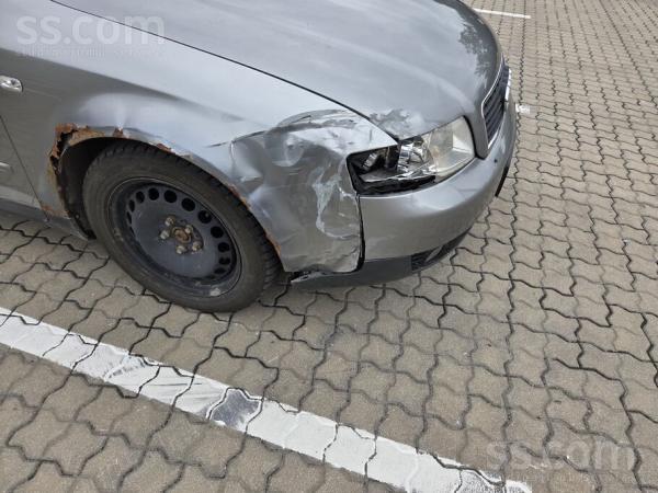 Серый Ауди А4 2003 в Салдус, объемом двигателя 2.50 л и пробегом 426 тыс. км за 800 €, фото 5 на AUTOMOTO.COM.LV