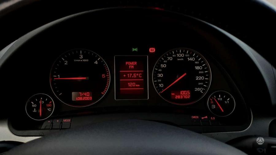 Серый Ауди А4 2003 в Вильнюс, объемом двигателя 1.90 л и пробегом 284 тыс. км за 1950 €, фото 12 на AUTOMOTO.COM.LV
