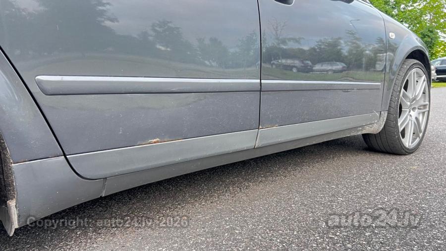 Grey Audi A4 2003 in Kuressaare, with an engine capacity of 1.90 L and mileage of 383 thousand km for 3200 €, photo 16 on AUTOMOTO.COM.LV
