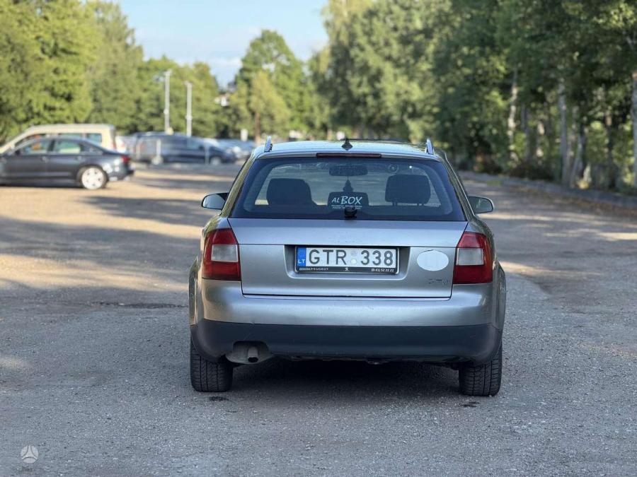Grey Audi A4 2003 in Siauliai, with an engine capacity of 1.90 L and mileage of 385 thousand km for 750 €, photo 7 on AUTOMOTO.COM.LV