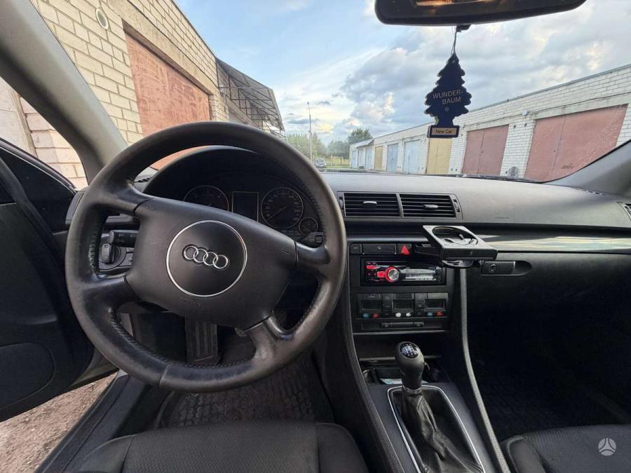 Grey Audi A4 2003 in Siauliai, with an engine capacity of 1.90 L and mileage of 385 thousand km for 750 €, photo 11 on AUTOMOTO.COM.LV