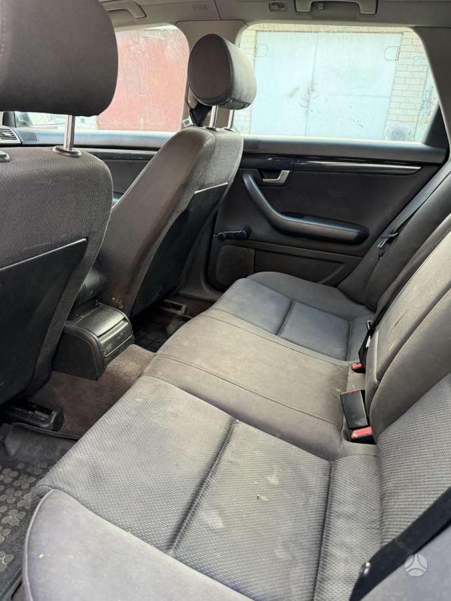 Grey Audi A4 2003 in Siauliai, with an engine capacity of 1.90 L and mileage of 385 thousand km for 750 €, photo 17 on AUTOMOTO.COM.LV