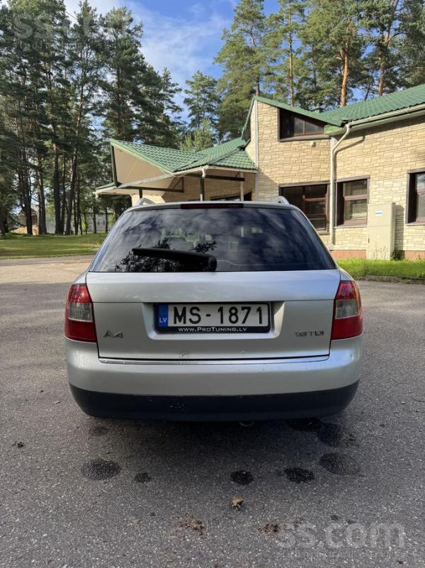 Серый Ауди А4 2003 в Краслава, объемом двигателя 1.90 л и пробегом 282 тыс. км за 1600 €, фото 5 на AUTOMOTO.COM.LV