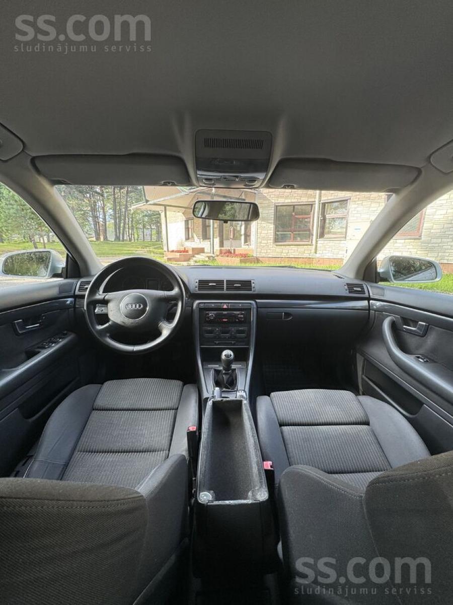 Pelēks Audi A4 2003 Krāslava, ar dzinēja tilpumu 1.90 L un nobraukumu 282 tūkst. km par 1600 €, foto 10 vietnē AUTOMOTO.COM.LV