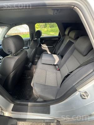 Pelēks Audi A4 2003 Krāslava, ar dzinēja tilpumu 1.90 L un nobraukumu 282 tūkst. km par 1600 €, foto 12 vietnē AUTOMOTO.COM.LV