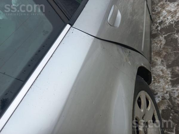 Grey Audi A4 2003 in Riga, with an engine capacity of 1.90 L and mileage of 479 thousand km for 800 €, photo 6 on AUTOMOTO.COM.LV