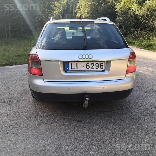 Grey Audi A4 2003 in Cesis, with an engine capacity of 1.90 L and mileage of 341 thousand km for 2000 €, photo 4 on AUTOMOTO.COM.LV