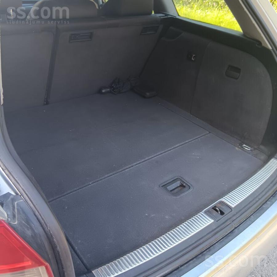 Grey Audi A4 2003 in Cesis, with an engine capacity of 1.90 L and mileage of 341 thousand km for 2000 €, photo 6 on AUTOMOTO.COM.LV