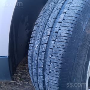 Grey Audi A4 2003 in Cesis, with an engine capacity of 1.90 L and mileage of 341 thousand km for 2000 €, photo 7 on AUTOMOTO.COM.LV