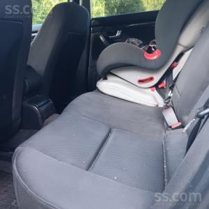 Grey Audi A4 2003 in Cesis, with an engine capacity of 1.90 L and mileage of 341 thousand km for 2000 €, photo 16 on AUTOMOTO.COM.LV