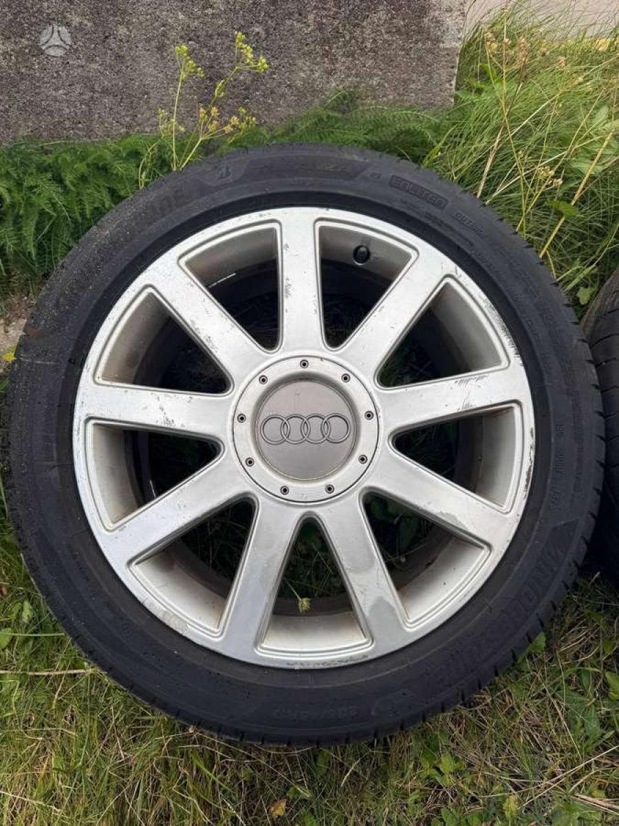 Grey Audi A4 2003 in Visaginas, with an engine capacity of 2.50 L and mileage of 322 thousand km for 700 €, photo 23 on AUTOMOTO.COM.LV