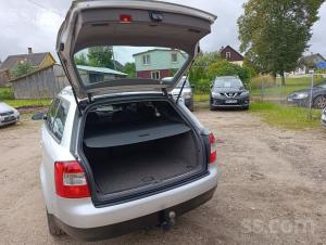Серый Ауди А4 2003 в Резекне, объемом двигателя 1.90 л и пробегом 325 тыс. км за 2950 €, фото 12 на AUTOMOTO.COM.LV