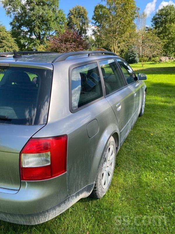 Pelēks Audi A4 2003 Rīga, ar dzinēja tilpumu 2.50 L un nobraukumu 424 tūkst. km par 2000 €, foto 6 vietnē AUTOMOTO.COM.LV