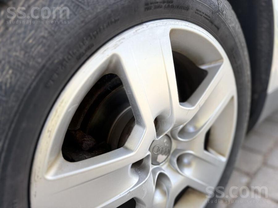 Grey Audi A4 2003 in Cesis, with an engine capacity of 1.90 L and mileage of 428 thousand km for 1600 €, photo 14 on AUTOMOTO.COM.LV