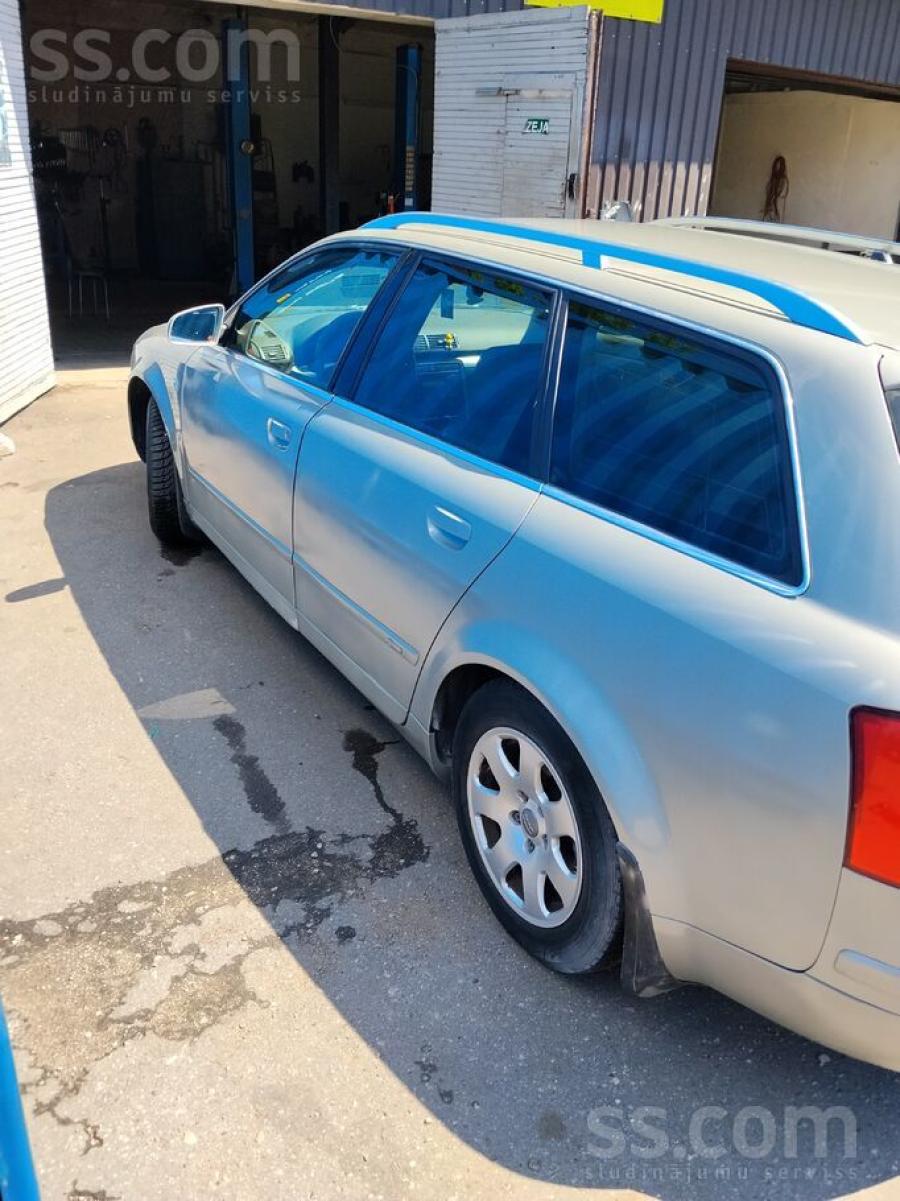Pelēks Audi A4 2003 Rīga, ar dzinēja tilpumu 1.90 L un nobraukumu 319 tūkst. km par 1500 €, foto 5 vietnē AUTOMOTO.COM.LV
