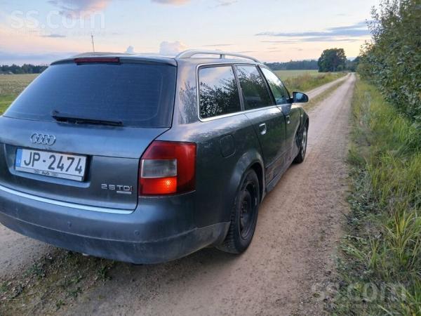 Серый Ауди А4 2003 в Екабпилс, объемом двигателя 2.50 л и пробегом 330 тыс. км за 950 €, фото 4 на AUTOMOTO.COM.LV