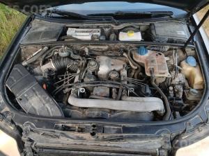 Grey Audi A4 2003 in Jekabpils, with an engine capacity of 2.50 L and mileage of 330 thousand km for 950 €, photo 7 on AUTOMOTO.COM.LV