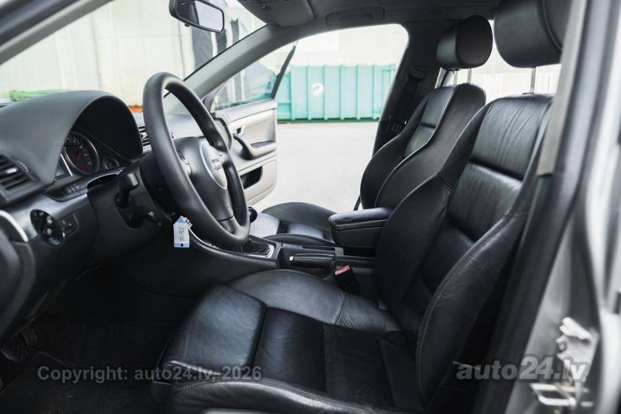 Pelēks Audi A4 2003 Tallina, ar dzinēja tilpumu 2.50 L un nobraukumu 298 tūkst. km par 2999 €, foto 5 vietnē AUTOMOTO.COM.LV